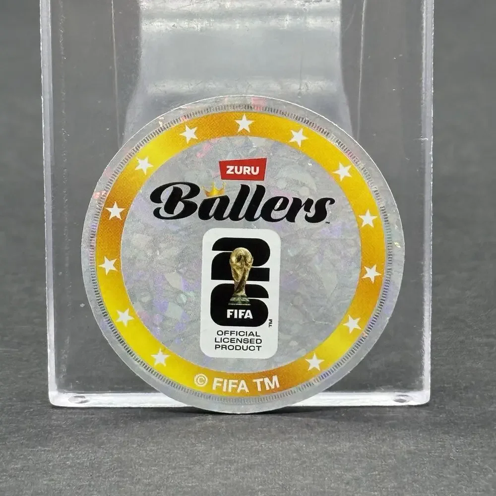Zuru Ballers Mini Brands | Toys | Zuru 226 Ballers Series Fifa World ...